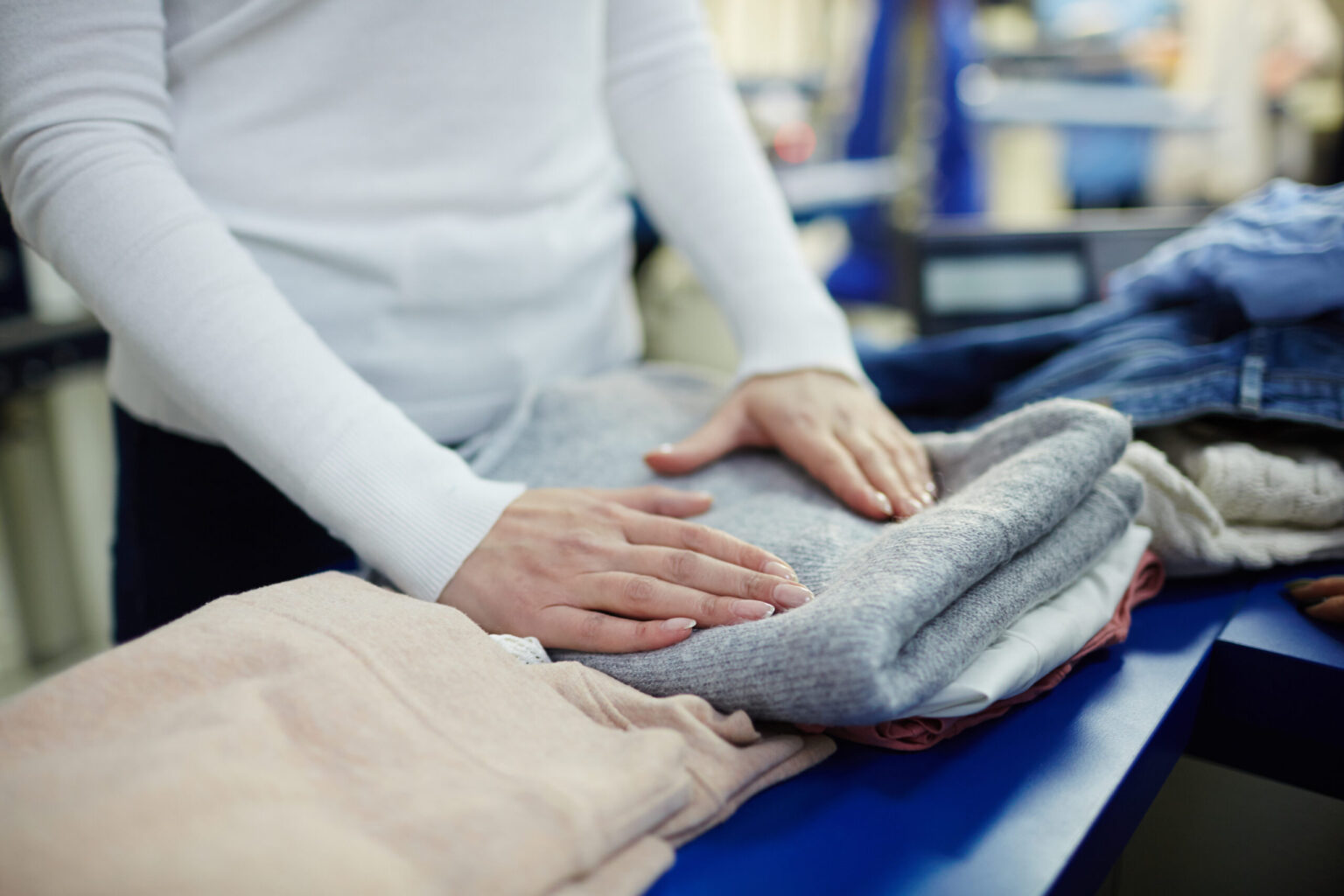 8 Effective Ways to Folding Laundry- Liquid Laundromats AU